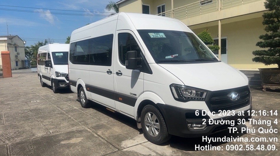 Hyundai Solati 2026 16 Chỗ cao cấp tiện nghi thoải mái ghế tiêu chuẩn ...